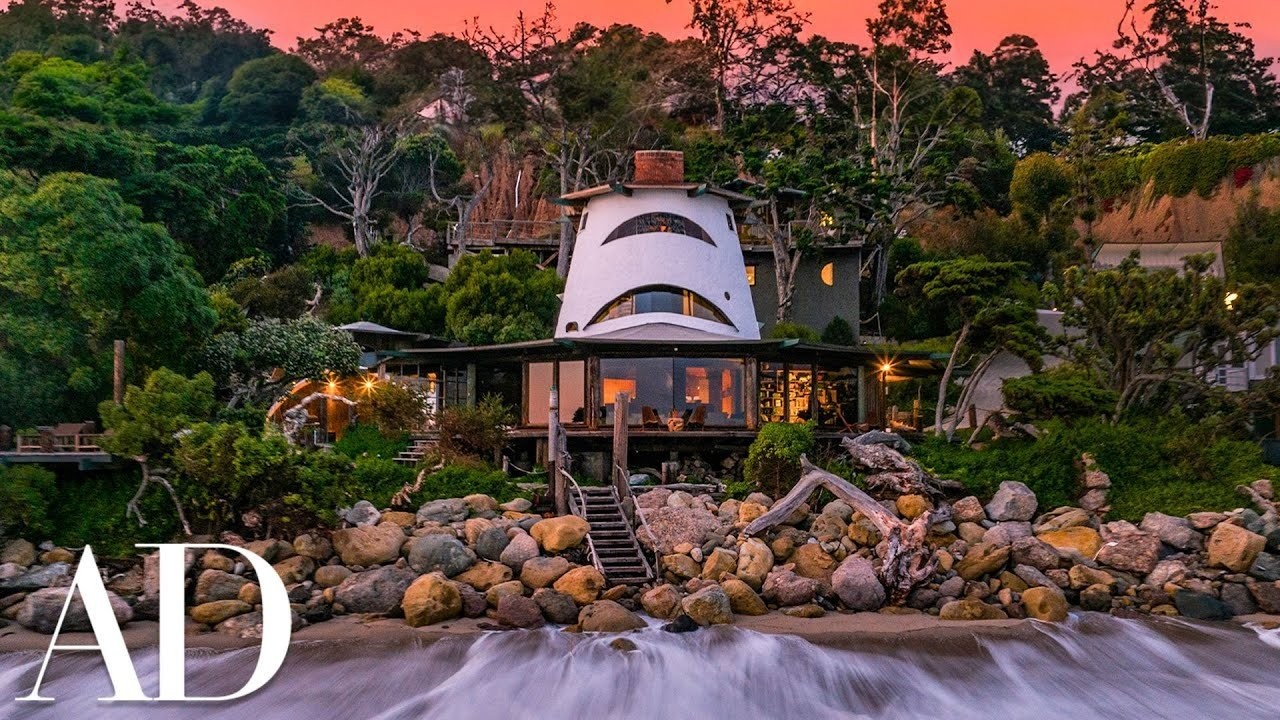 Περιηγούμαστε στο Sandcastle House, το αξιοσημείωτο οικογενειακό σπίτι ...