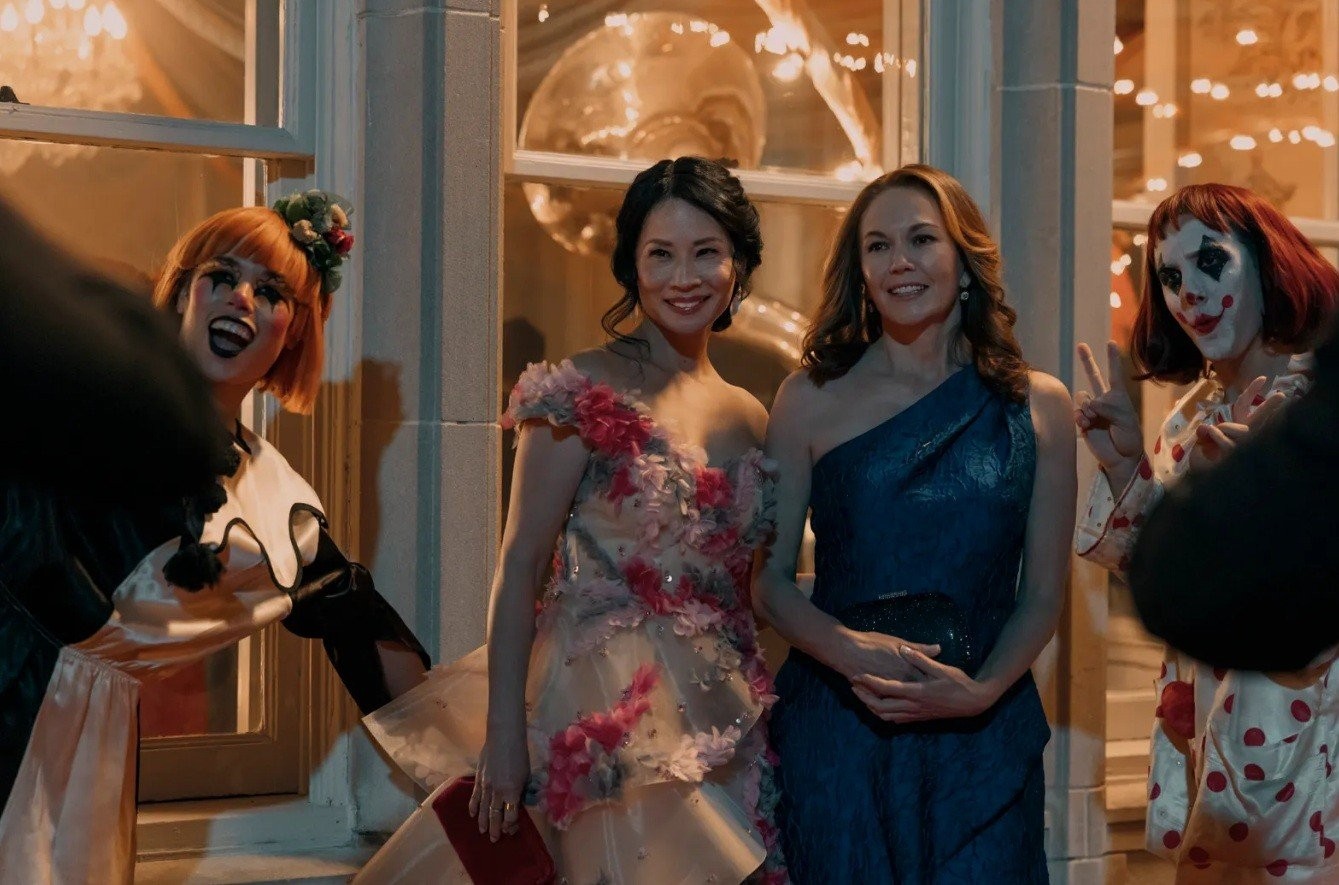 Summer binge-watching: Oι νέες κυκλοφορίες σειρών για το φετινό καλοκαίρι