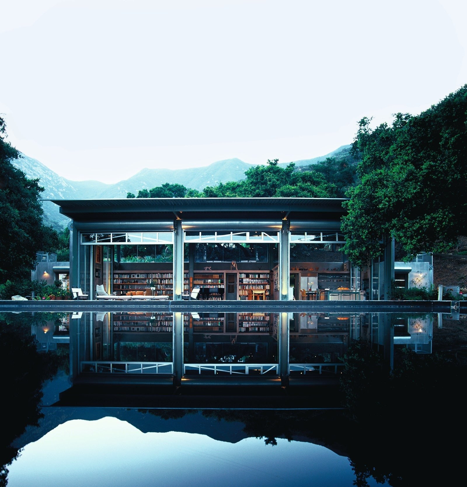 Iconic Houses: Μια ματιά στα πιο εντυπωσιακά σπίτια της Αμερικής που ...